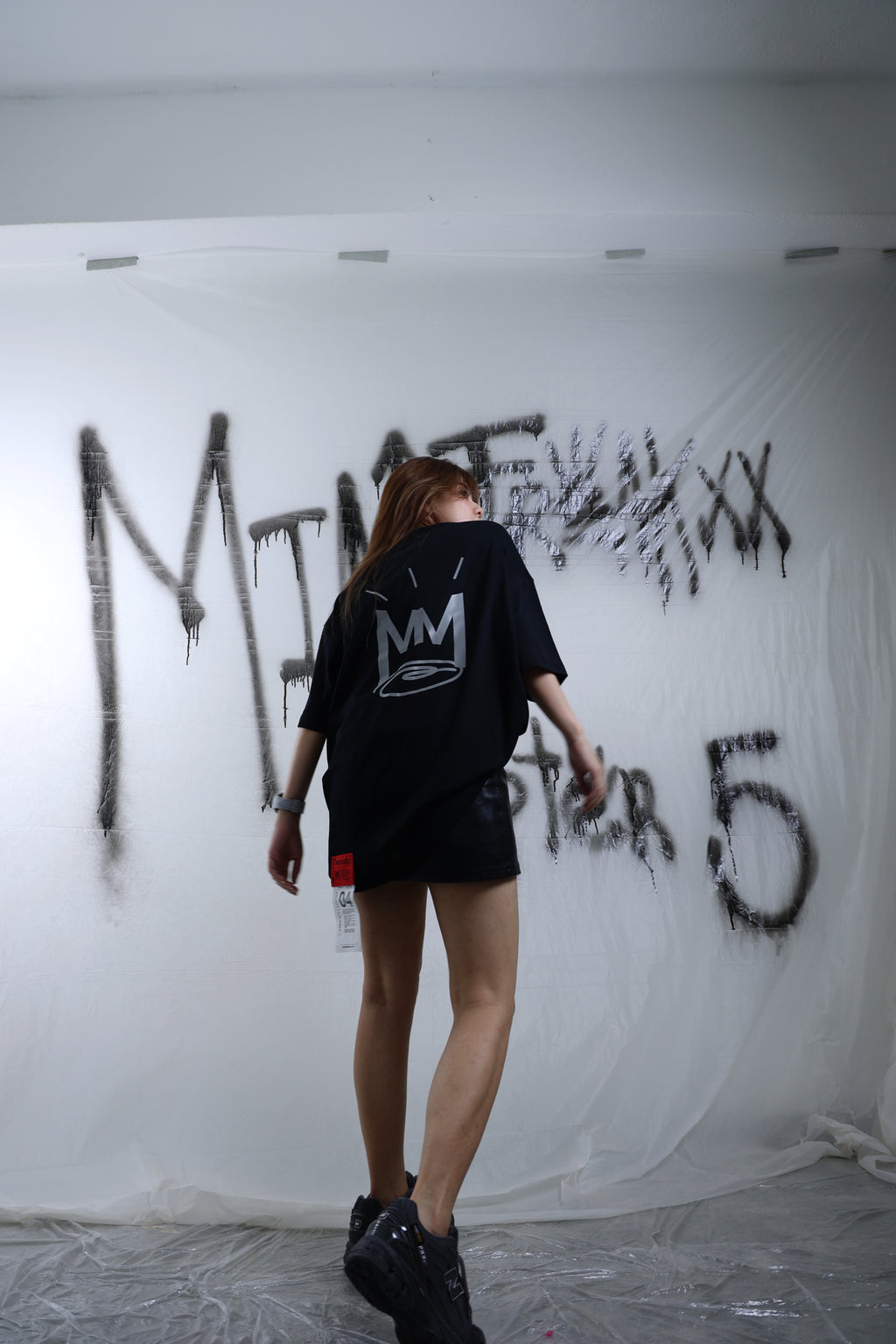 [Limited Edition] MINDFREAKXX 1st ANNIVERSARY CROWN REFLECTIVE OVERSIZ ...