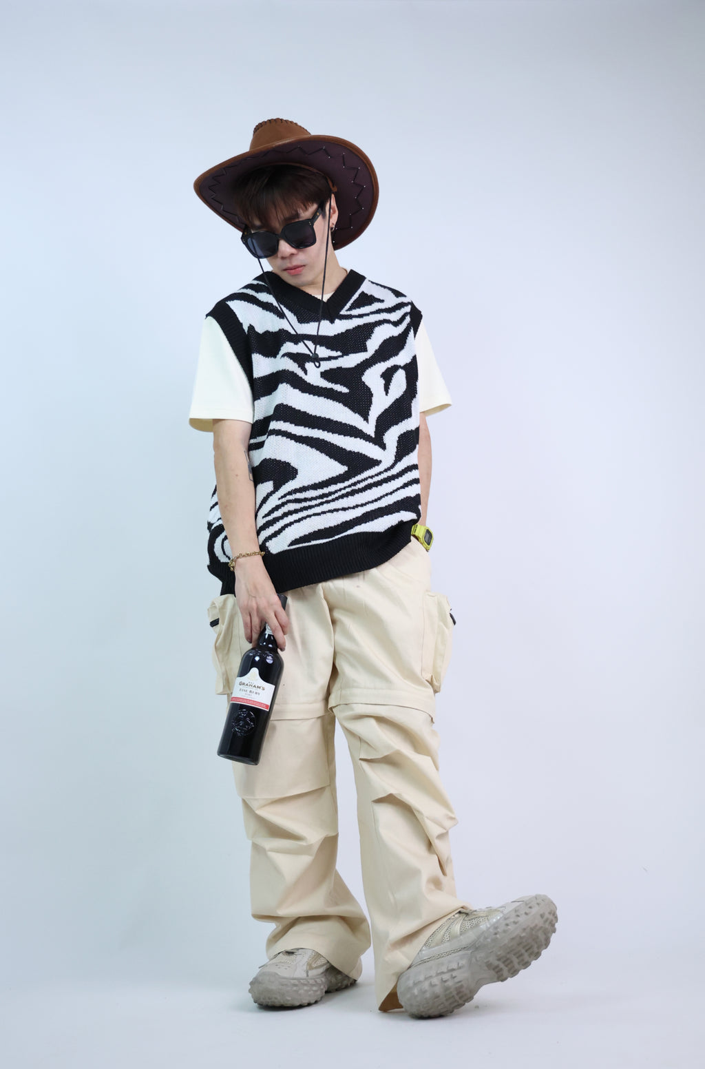 XPLORER PARACHUTE CARGO PANTS - X1 (OFFWHITE) – stu6io